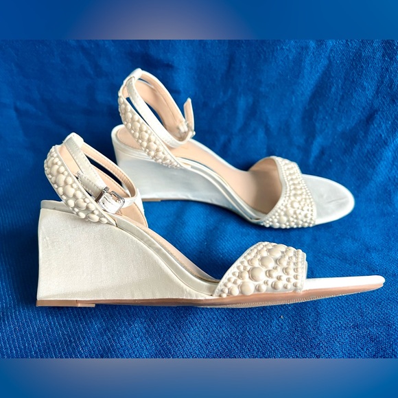 Copper Key | Shoes | Copper Key Wedge Sandals Pearl Accents Size 65m ...